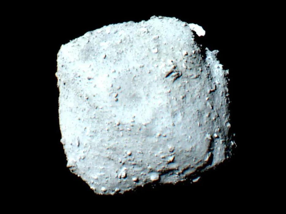Bennu asteroid is fragment of a lost ocean world, ground-breaking first ...