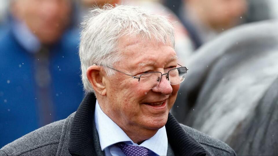 Sir Alex Ferguson Rips Into Arsenal With Congratulatory Message to PSG ...