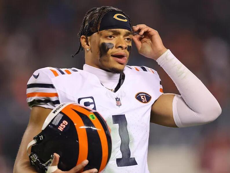 Chicago Bears Trade Justin Fields: Report