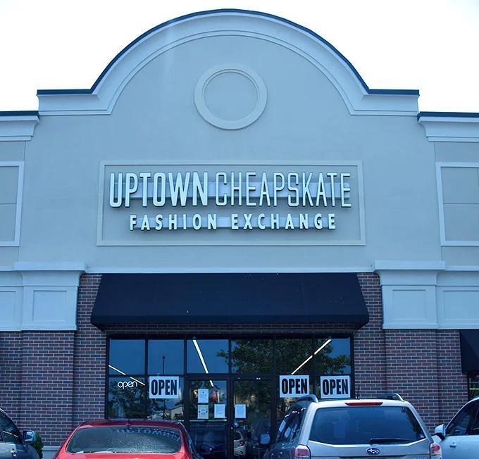 The Massive Secondhand Shop In Virginia Where You Can Fill A Trunk For ...