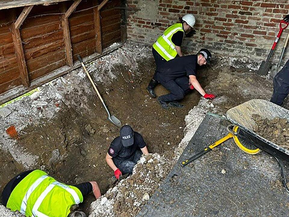 Police dig inside barn in search for remains of murdered Muriel McKay