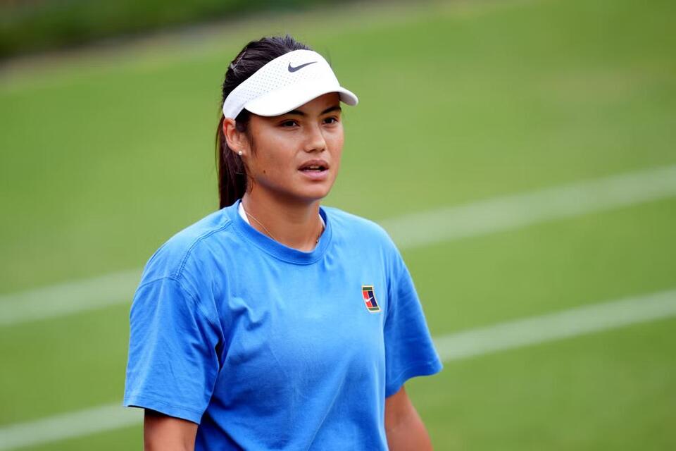 Emma Raducanu retires in Qatar Open first-round clash after blood ...