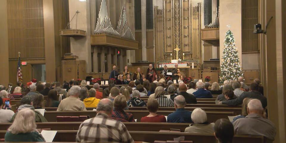 Madrigal Singers of Clarksburg hold annual Christmas concert - NewsBreak