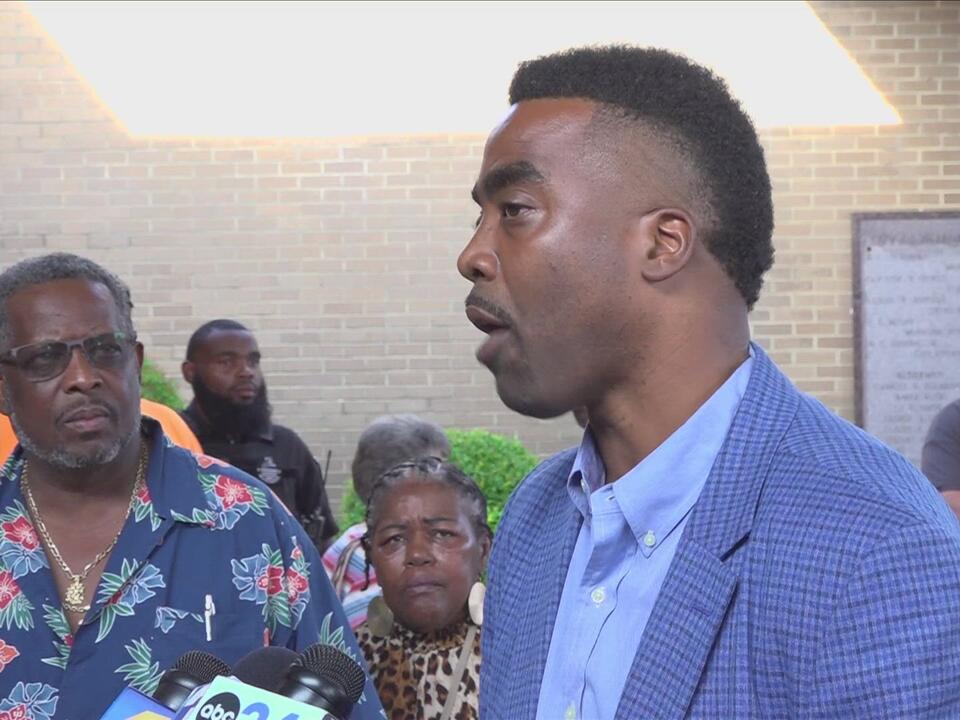 Helena-West Helena mayor says he will not step down after vote ...