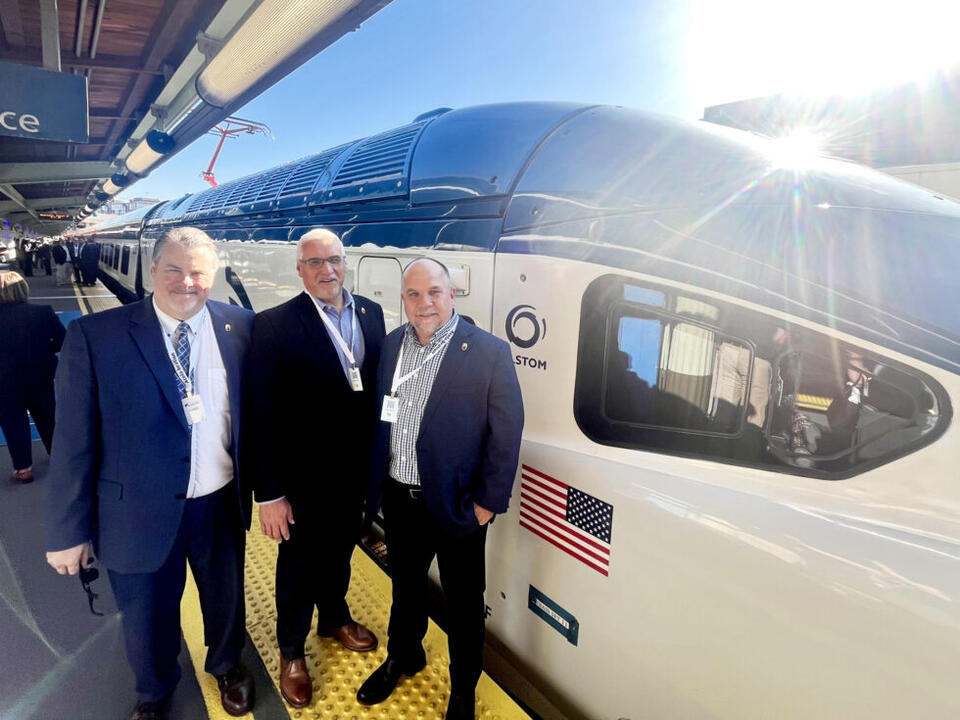 Amtrak: Next generation Acela debuts on the Northeast Corridor - NewsBreak