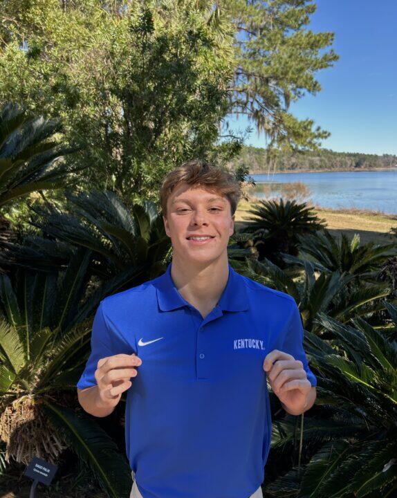 Florida HS Champion Nathan Castano Commits to Kentucky for 2024 - NewsBreak