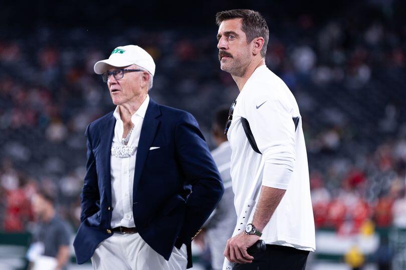 Jets owner makes his feelings perfectly clear on Aaron Rodgers success ...