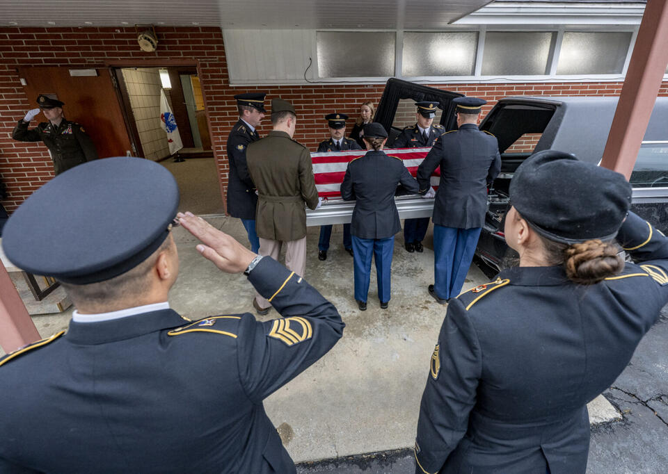 Spc. Sarah Beckstrom, who died after D.C. shooting, laid to rest at ...
