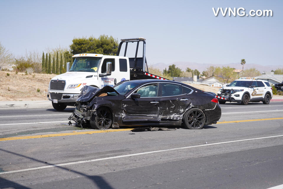 Driver Flees After Causing Three-Vehicle Crash in Victorville, Tackled by Local Resident - NewsBreak