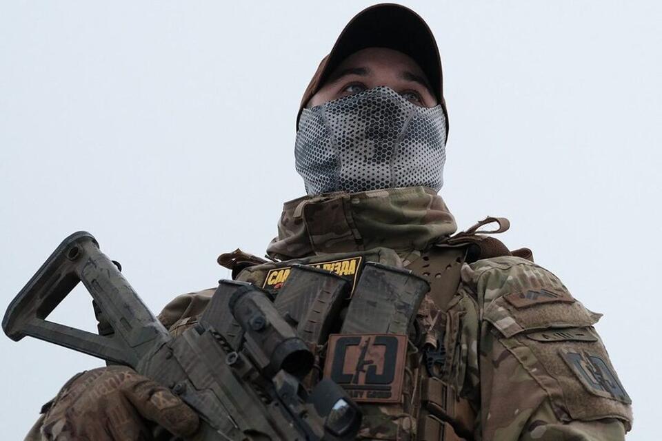 Panicking Ukrainian Territorials Fled Their HQ. Then The Russians ...