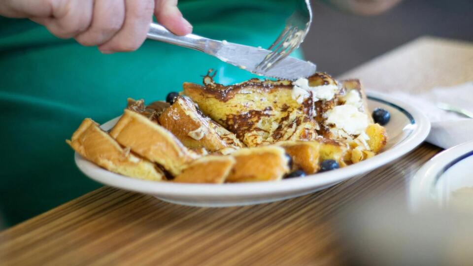 The Best Hole-In-The-Wall Breakfast Spot In Minnesota Has Been Revealed ...