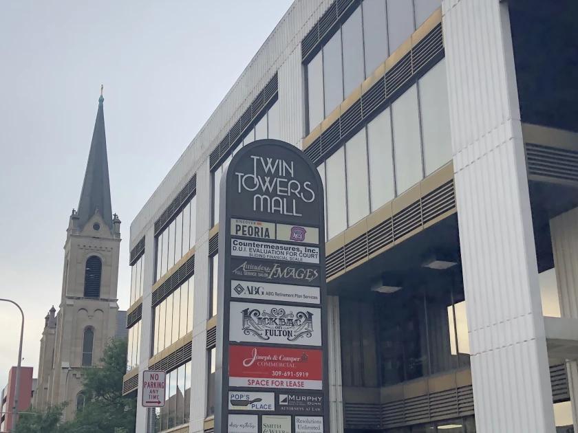 Peoria City Council defers vote on liquor license for Highly Flavored ...