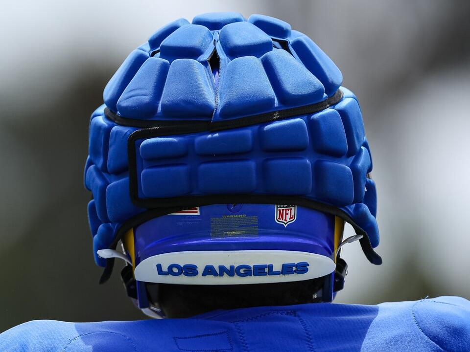 NFL gives players option to wear Guardian Caps during games