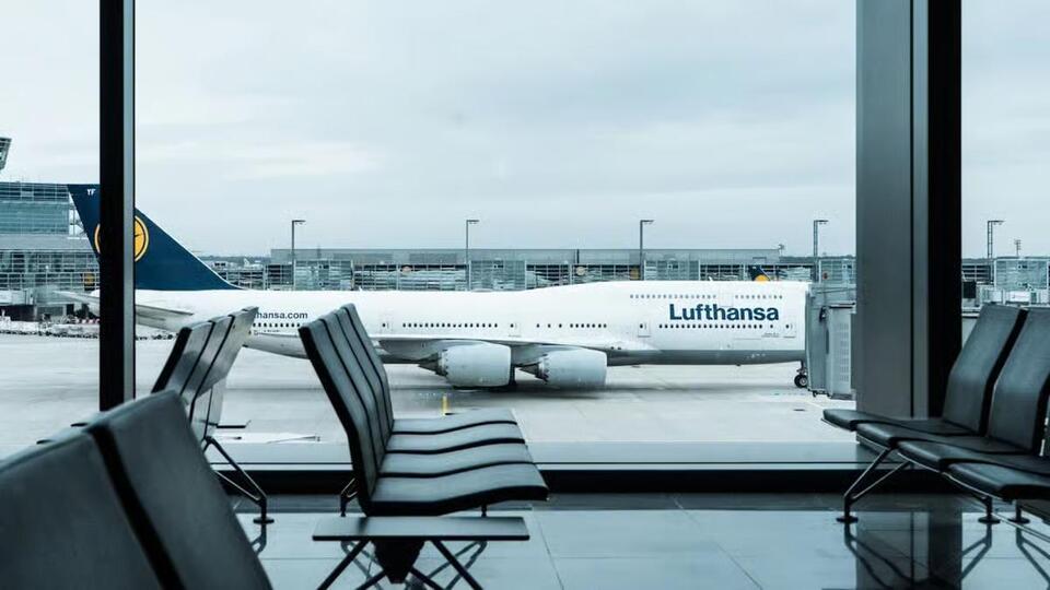Travelers trapped overnight on plane after airport closes with them on ...