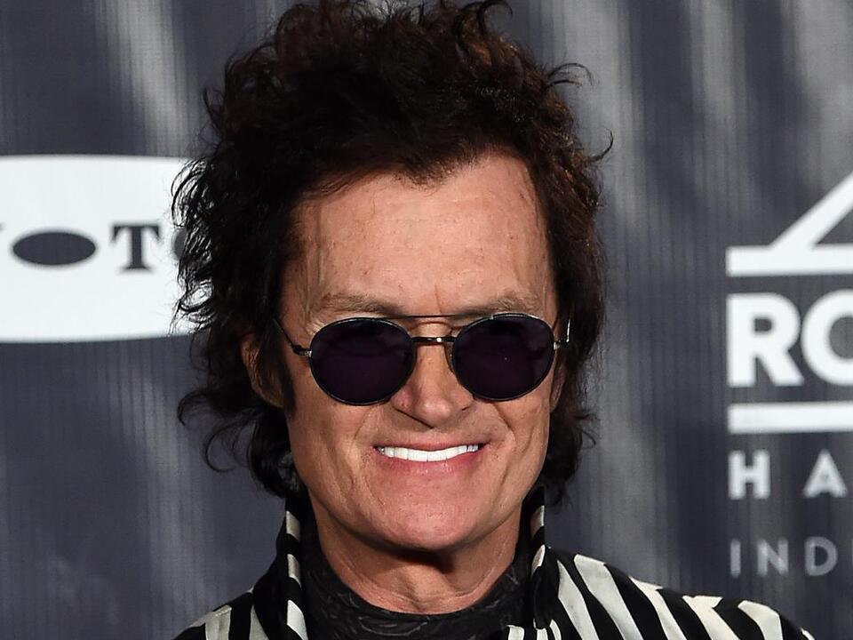 Glenn Hughes Claims David Bowie Would Be “Very Pissed Off” With Him if He Was Still Alive