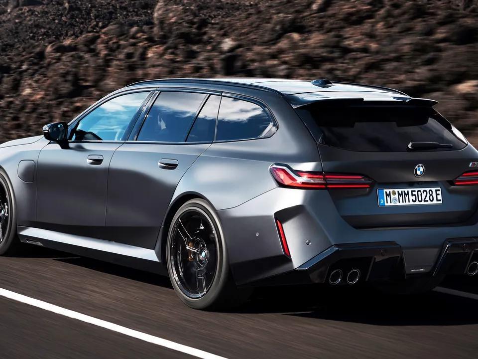 The BMW M5 Touring is back with big power, a huge boot... and massive ...