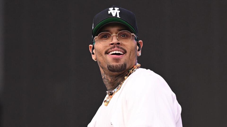 Social Media Users Are Cuttin’ UP After Chris Brown Announced The ...