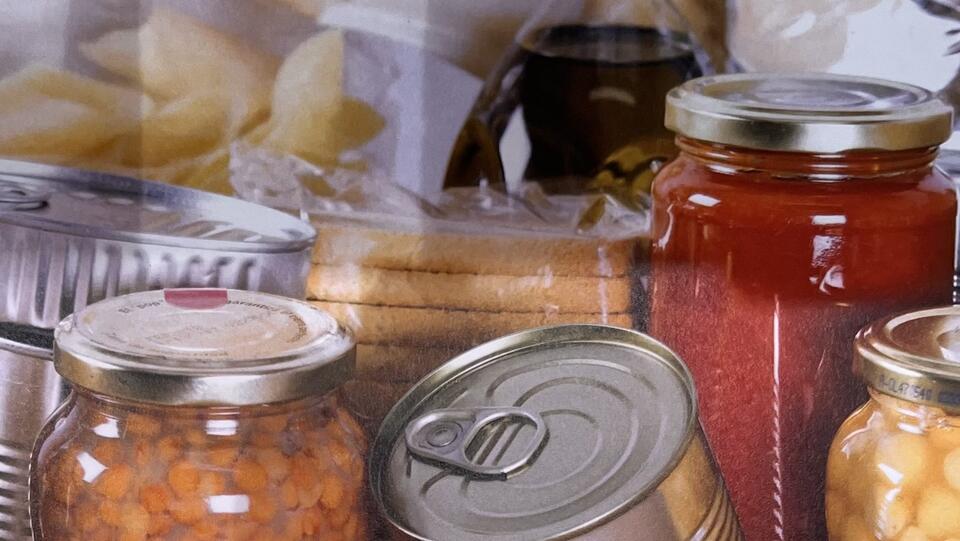 Macomb, IL – Food Drive: State Police Collecting Donations at Walmart ...