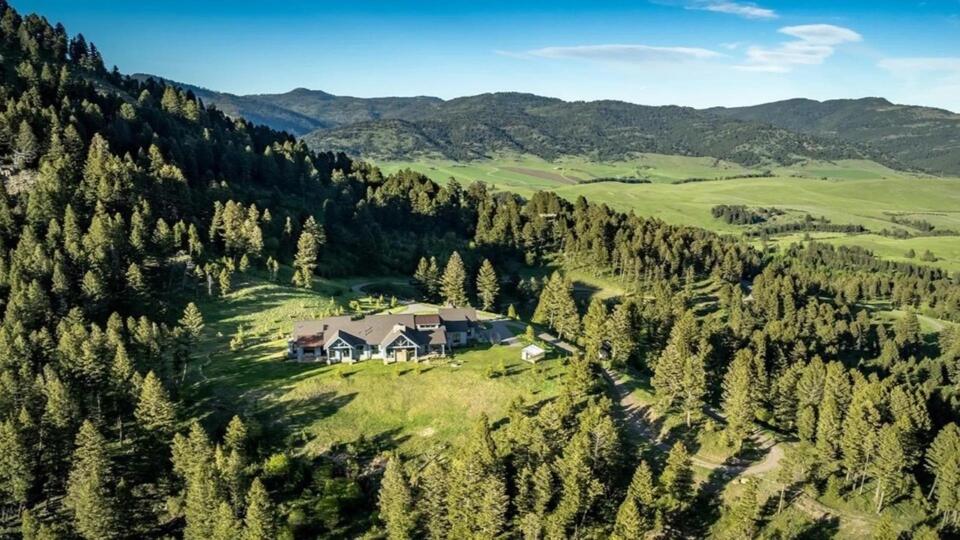 4 Secluded Mansions in Montana Offer Unrivaled Privacy in Remote ...