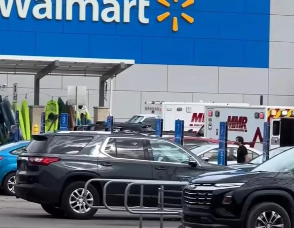 Knife Attack At Traverse City Walmart Leaves Multiple Shoppers Injured ...