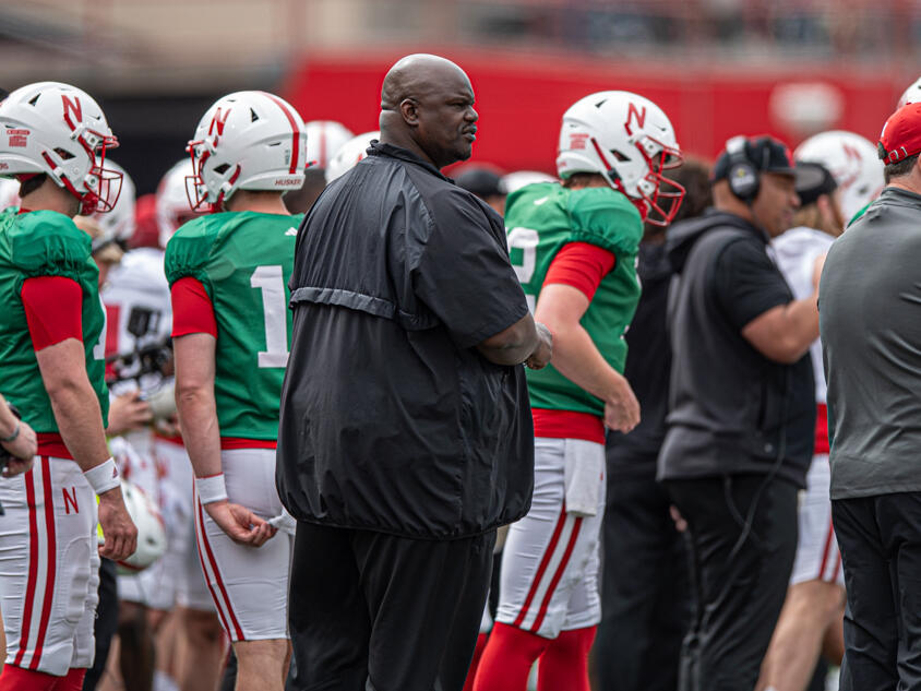 Steven Sipple: You think social media doesn’t impact current players ...