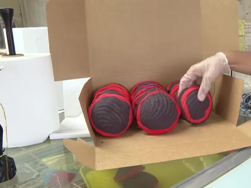 Laredo bakery celebrates solar eclipse with eclipse themed conchas