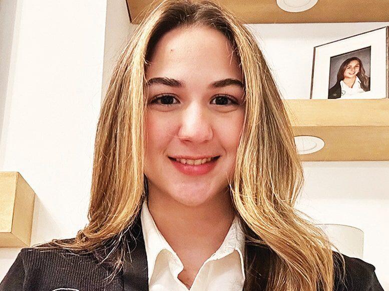 Positive people in Pinecrest : Isabella Ramos - NewsBreak