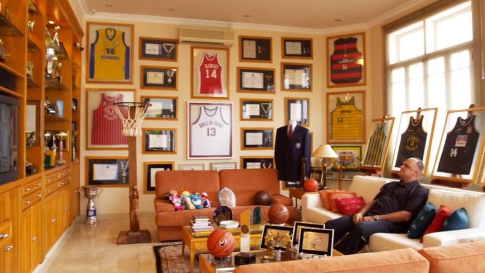Oscar Schmidt, Basketball Hall of Famer and Olympic record holder from ...