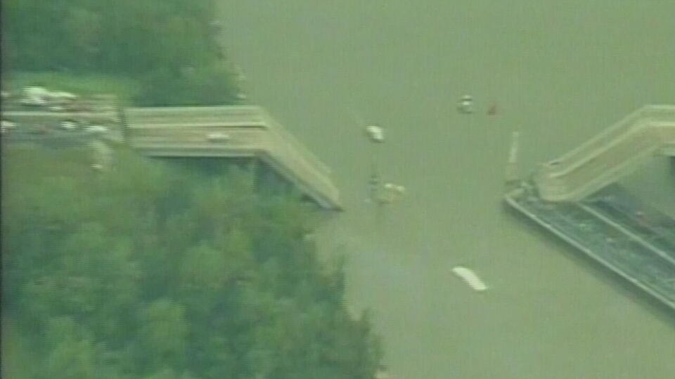 75 Years Of News On 6: Remembering The I-40 Bridge Collapse In 2002 ...