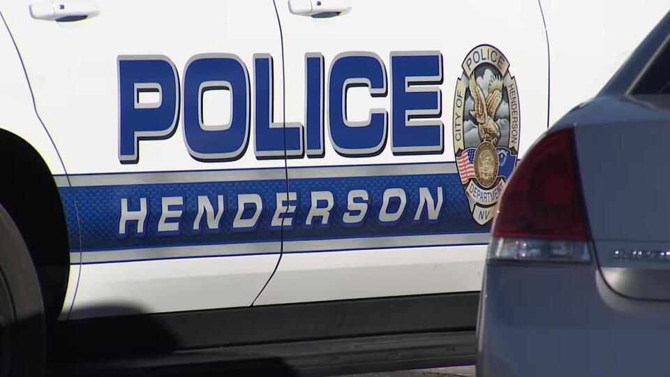 Henderson police searching for suspect in armed robbery - NewsBreak