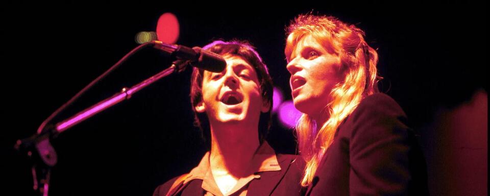 4 of the Most Legendary Romances in Classic Rock History - NewsBreak