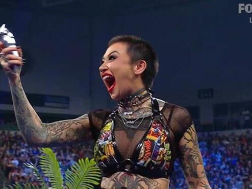 Shotzi Is In Mexico To Get Stem Cell Treatment For Her Back, Says It’s ...