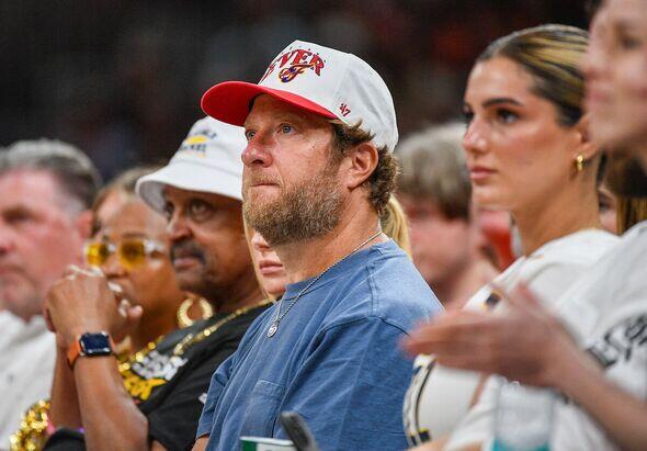 Dave Portnoy left sweating by Boston Red Sox injury concern - NewsBreak