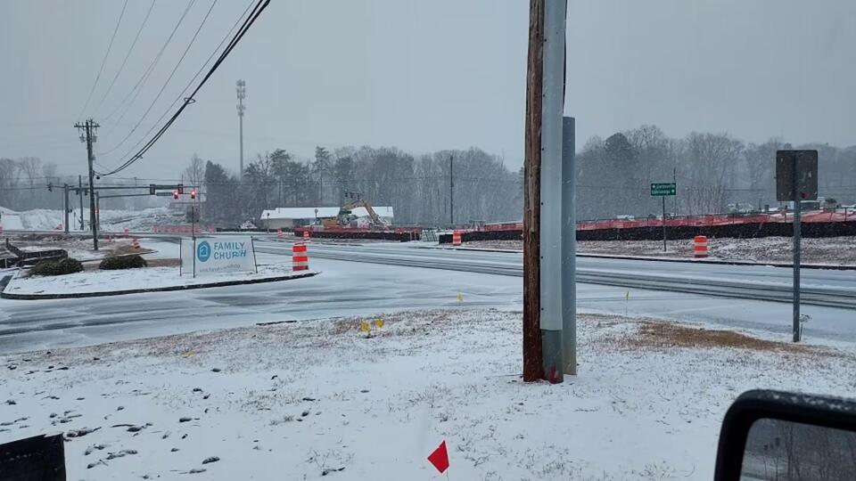 Metro Atlanta authorities warn of slippery road conditions, reports of ...