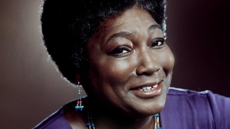 In Memory of Actress Esther Rolle (TV's 'Good Times'): 26 Years After ...