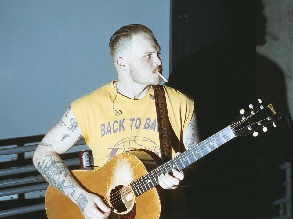 Zach Bryan’s ‘The Great American Bar Scene’ Tops iTunes All-Genre ...