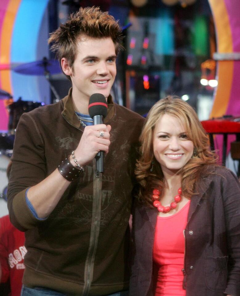 ‘One Tree Hill’ Stars Bethany Joy Lenz, Tyler Hilton Announce New Album ...