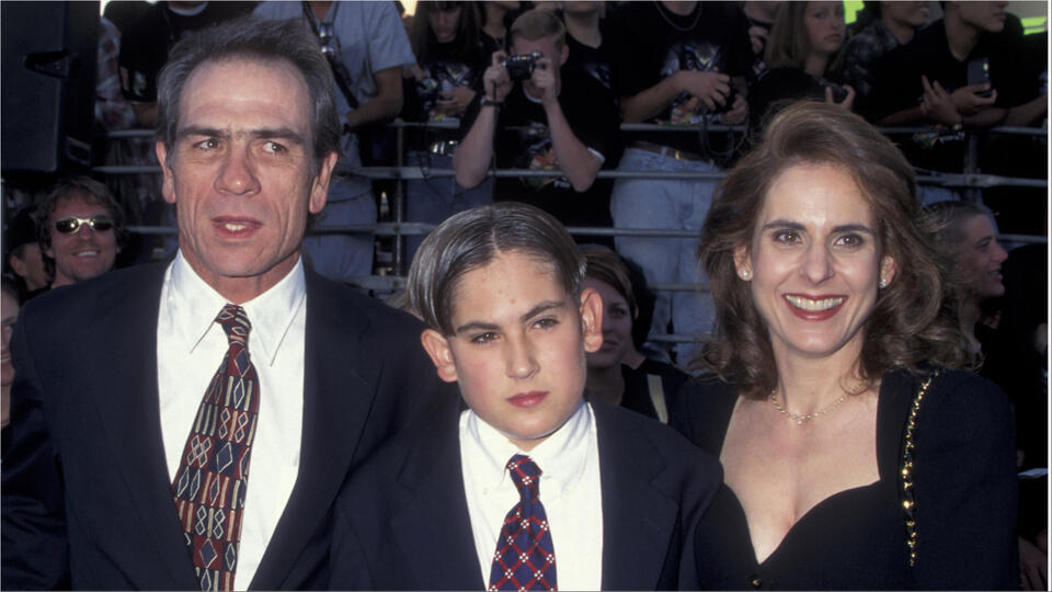 Tommy Lee Jones' Family: Wife Dawn Laurel-Jones and His Two Children ...