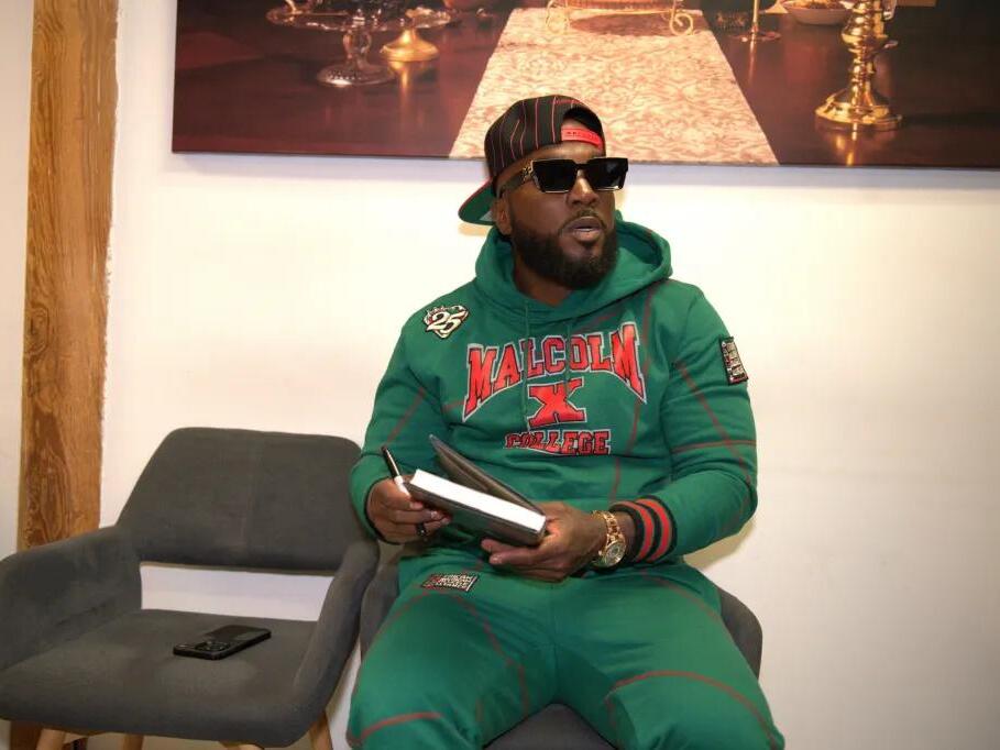 ‘Adversity For Sale’: Jeezy talks about his book at Cam Kirk Studios ...