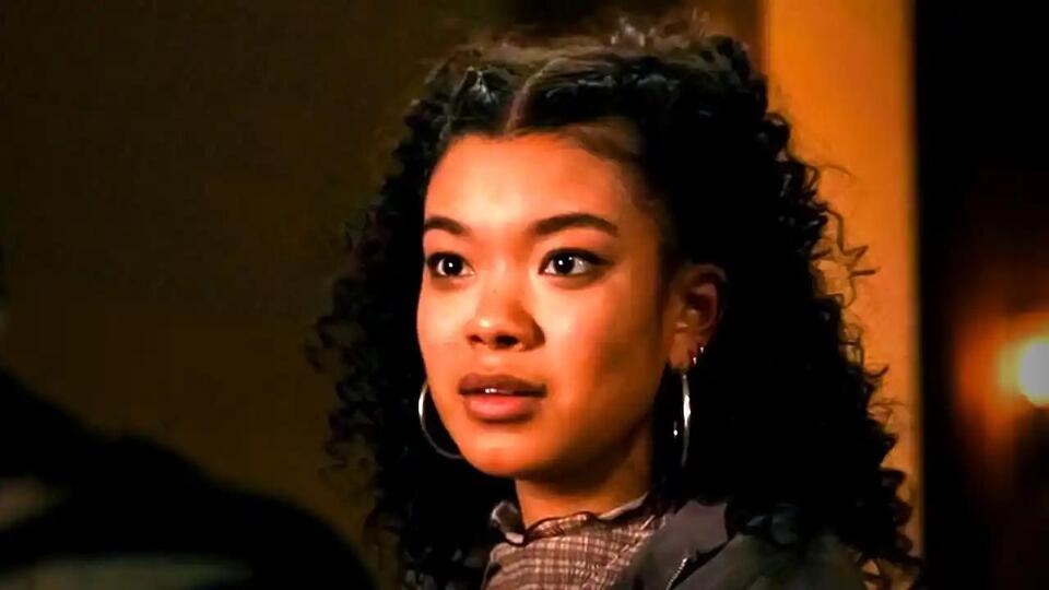 Who Is Anire Kim Amoda? 4 Things To Know About The Penguin's Graciela ...