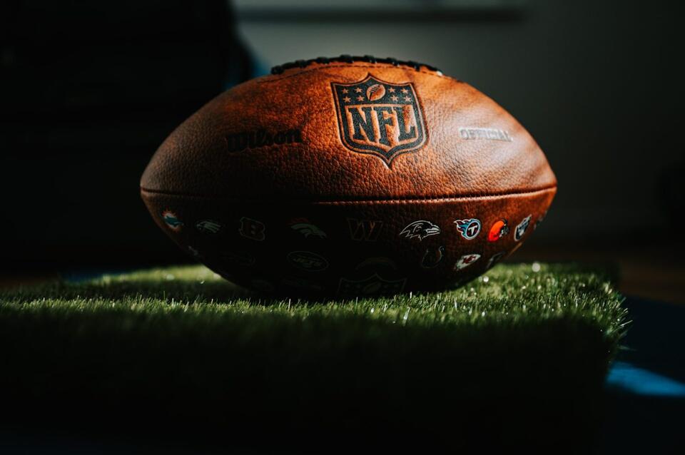 NFL’s final 4 teams compete for coveted Super Bowl spot - NewsBreak