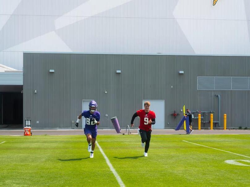 Video: J.J. McCarthy is Working Out with Adam Thielen