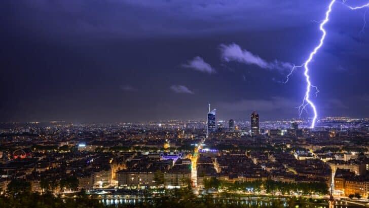 The Longest Lightning Bolt Ever Recorded - NewsBreak
