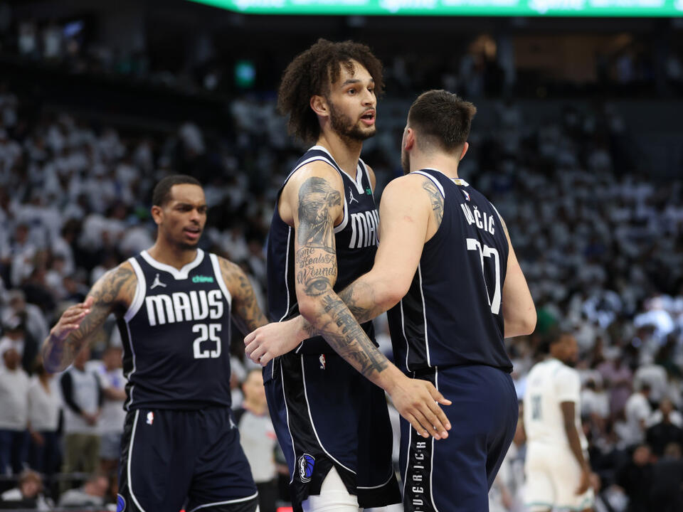 Dereck Lively II Sends Emotional Message To Late Mother After Rookie ...