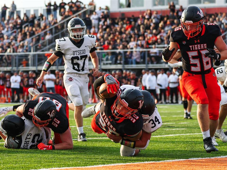Liberty Center football runs wild in shutout win over Otsego - NewsBreak