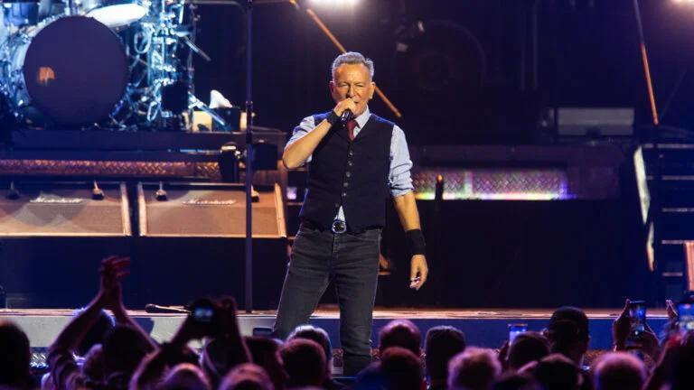 Read what Bruce Springsteen had to say about Trump, ICE, and America in ...