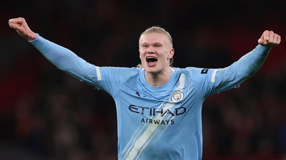 Man City troll the United Strand with Erling Haaland post as viral hair ...