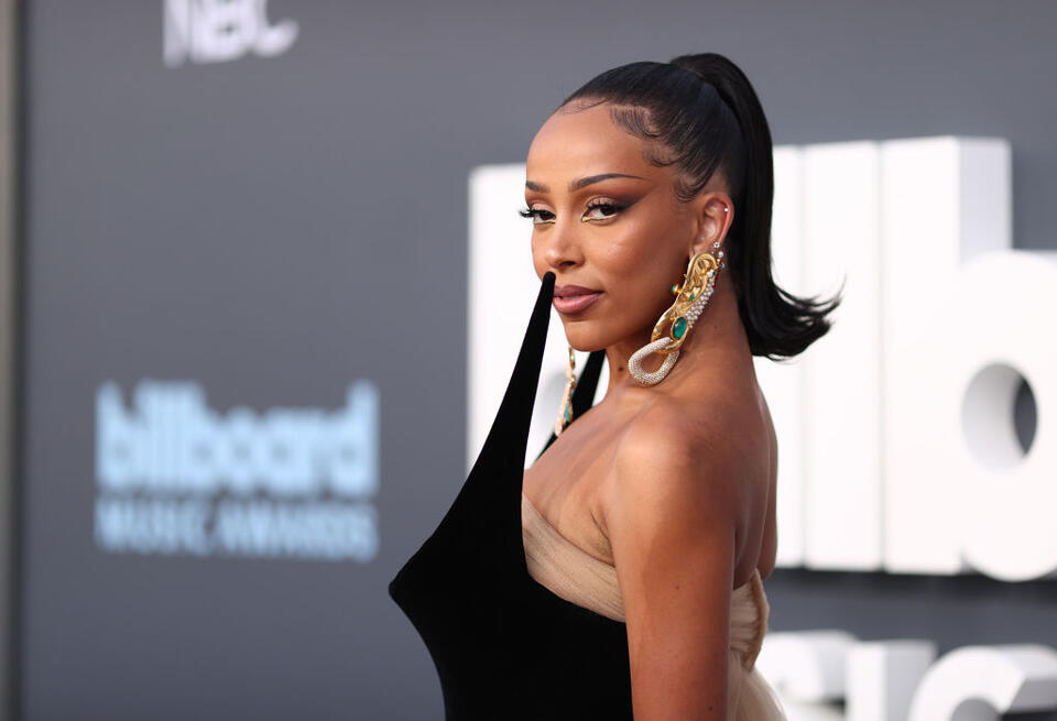 Doja Cat Lost 200K Instagram Followers After Calling Out ‘Stranger ...