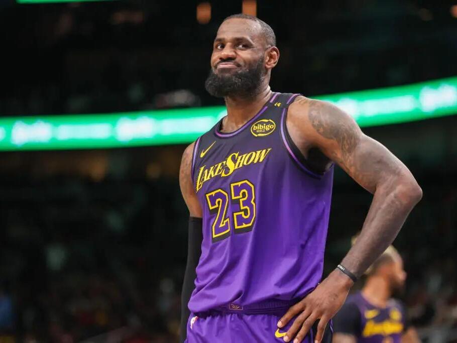 Lebron James Says Him Going Missing For 8 Days Was a ‘Very Easy ...