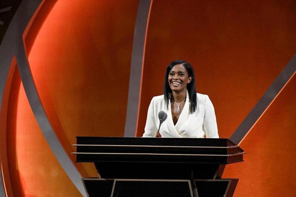 Pelicans promote Swin Cash, finalize coaching staff as 2024-25 season ...